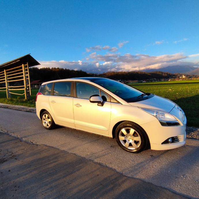 Peugeot 5008 1.6 HDI, 2010 l.