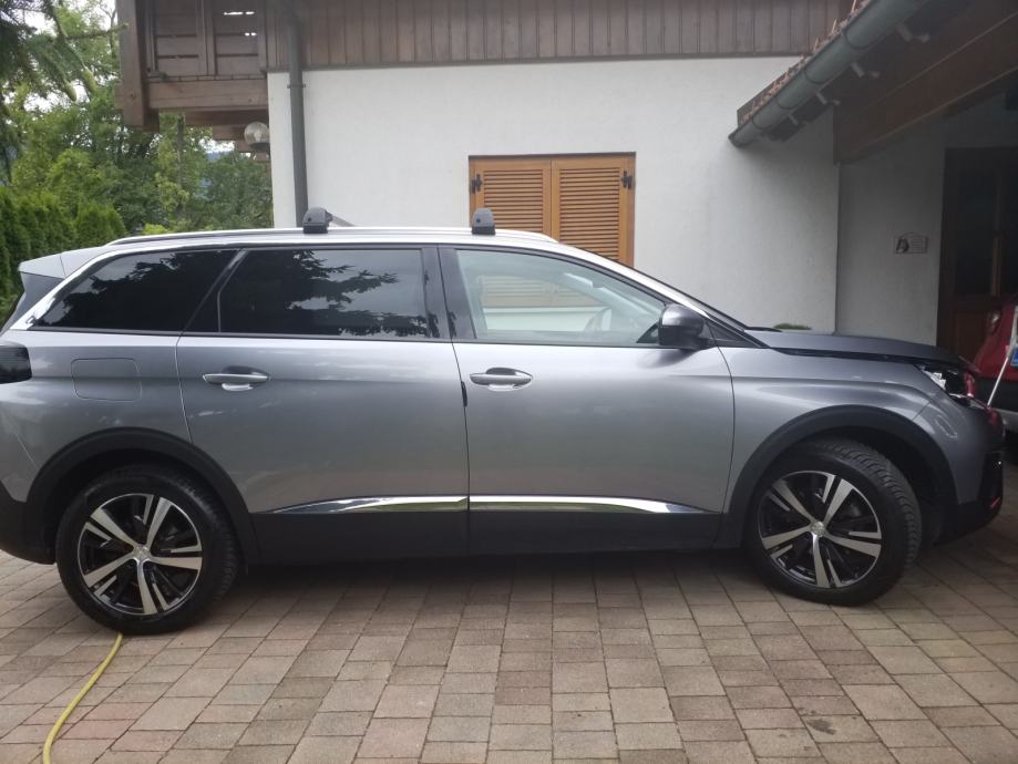 Peugeot 5008 Alure avtomatik, 2018 l.