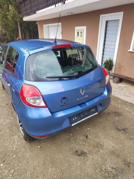 Renault Clio III EXPRESSION 1.2 16v, 2010 l.