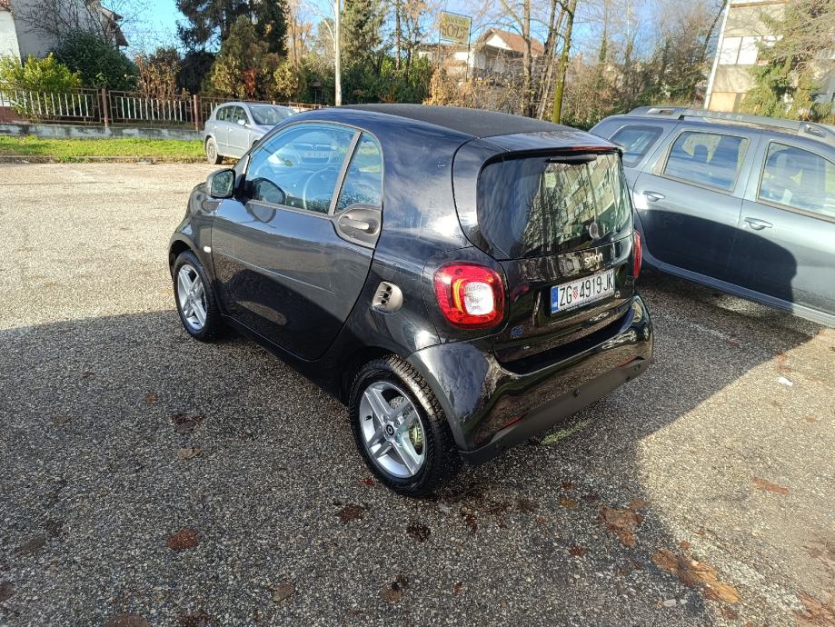 Smart fortwo coupe EQ fortwo 60kw avtomatik,reg.12/25!, 2022 l.
