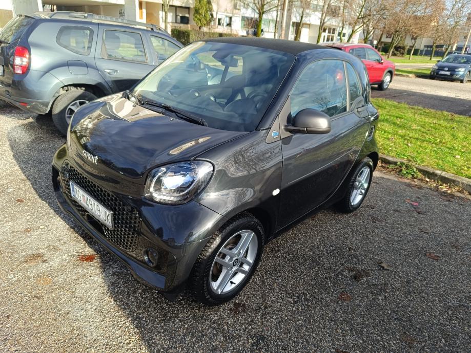 Smart fortwo coupe EQ fortwo 60kw avtomatik,reg.12/25!, 2022 l.