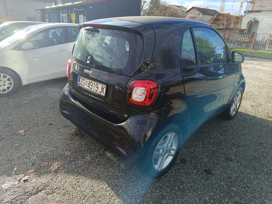 Smart fortwo coupe EQ fortwo 60kw avtomatik,reg.12/25!, 2022 l.