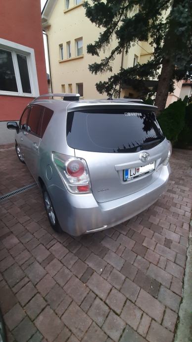 Toyota Verso 2.0 D4-D Luna, kamera, tempomat, +zim.gume +nos.smuči, 2012 l.