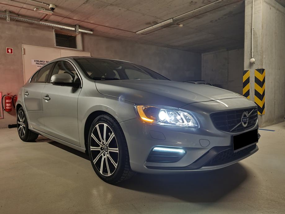 Volvo S60 D4 R-DESIGN SUMMUM 2.0 XENON DIG. ŠTEVCI, 2015 l.