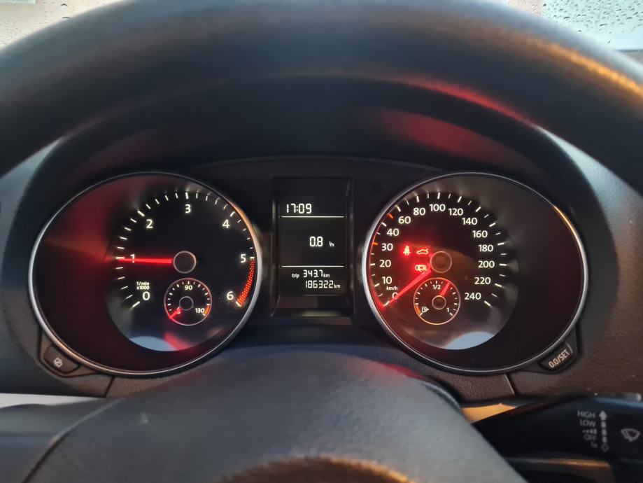 VW Golf VI 2.0 TDI DPF Trendline, 2009 l.