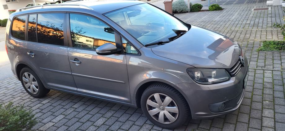 VW Touran 1.6 TDI, 2011 l.