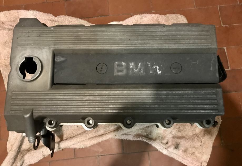 BMW M42B18 M42 318is motor po delih, vztrajnik