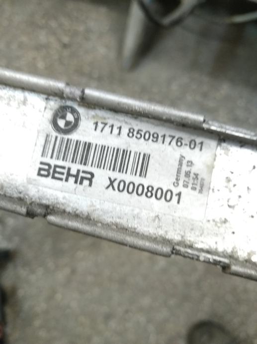 BMW serija 5 f10-11 letnik 2010 -2016 hladilnik vode in ventilator