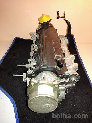 Glava motorja + vakum pumpa za Renault 1,5 dci