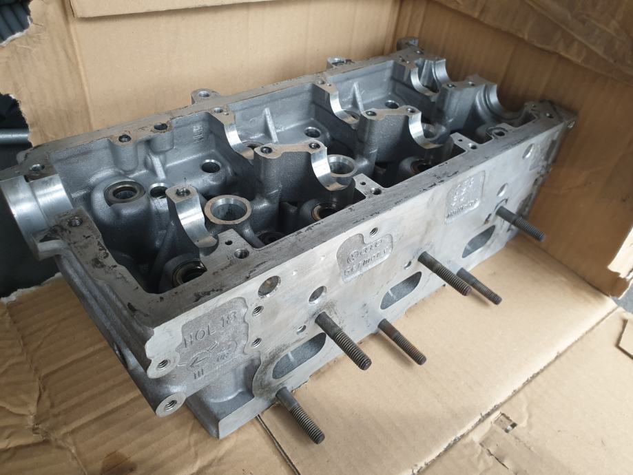 Glava motorja Vw, Audi 3.0 tdi