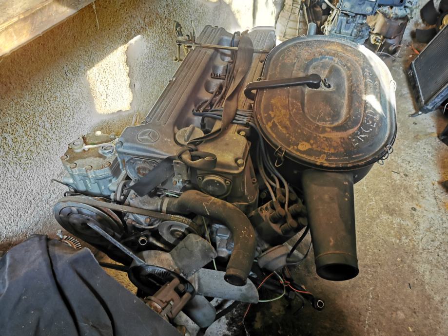 Mercedes-Benz M110