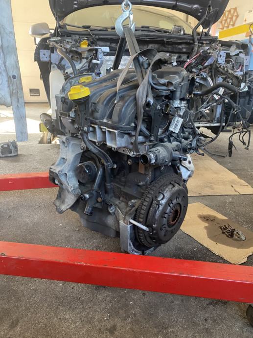 Motor Renault Megane III (KUPIM)