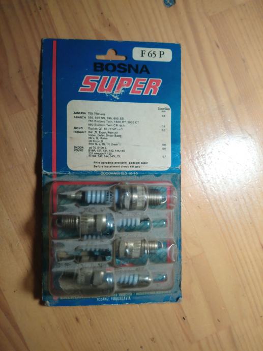 Svečke za starodobnika Zastava: Super Bosna F 65 P
