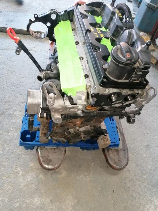 Vw Golf 6 Caddy 1.6 tdi motor CAYB CAYC CAYK