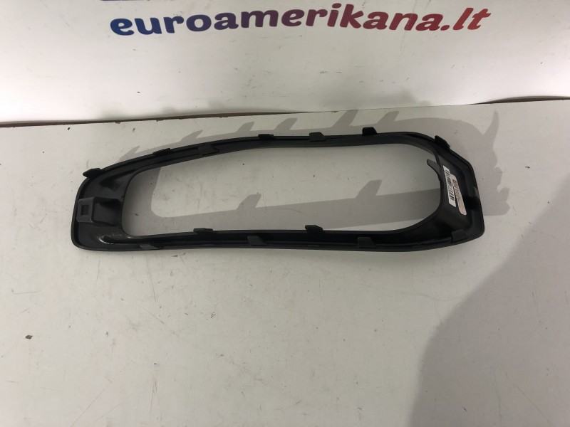 2018-2022 Jeep Wrangler Front Bumper Bezel RH (6BU58TZZAA)