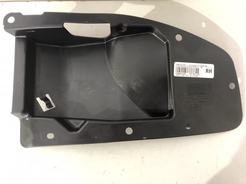 2018-2022 Jeep Wrangler Front Bumper Bezel RH (6KL10RXFAA)
