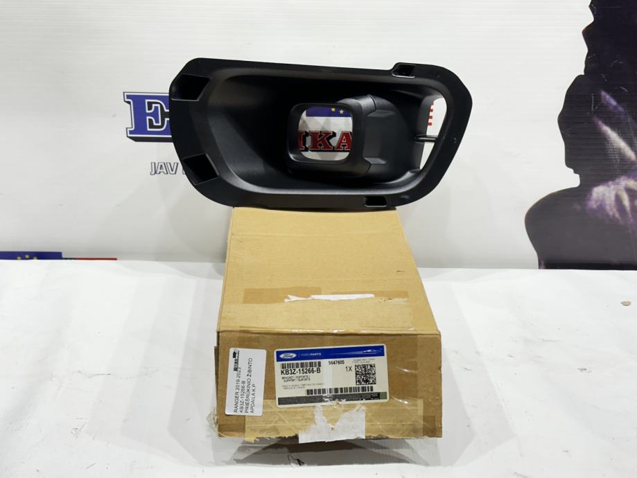 2019-2023 Ford Ranger Bezel (KB3Z-15266-B)
