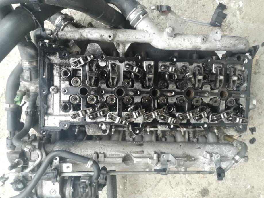 alfa romeo 159 2.4 154kw 210hp glava motorja komplet ventili