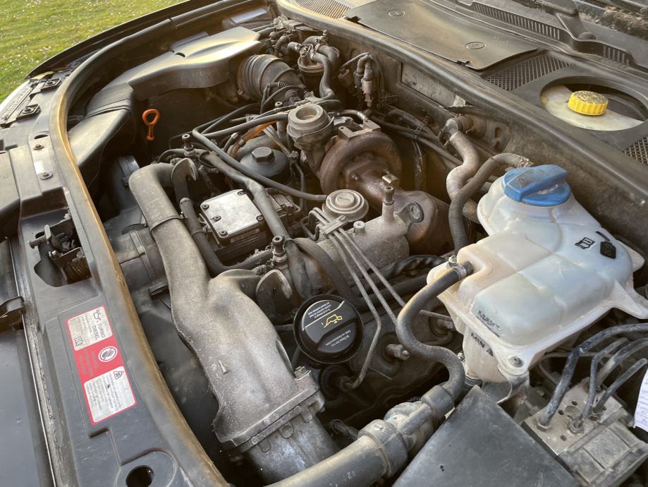 Audi A6 2004 2.5tdi 132kW BAU motor mašina 2.5tdi