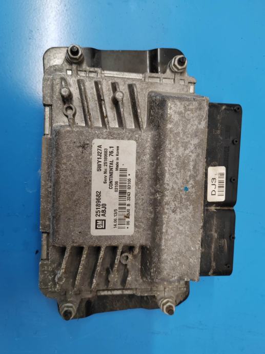 Chevrolet cruze 2013 1.6 16v motorni računalnik ecu enota modul