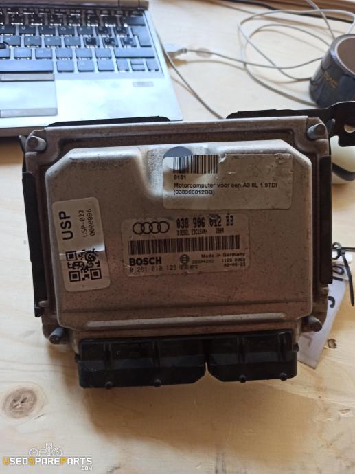 ECU enota AUDI A3