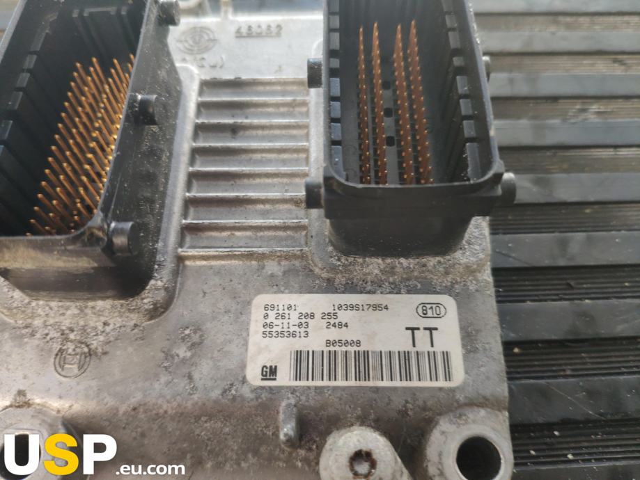 ECU MOTORNI RAČUNALNIK OPEL MERIVA 1.4 Z14XEP 2006