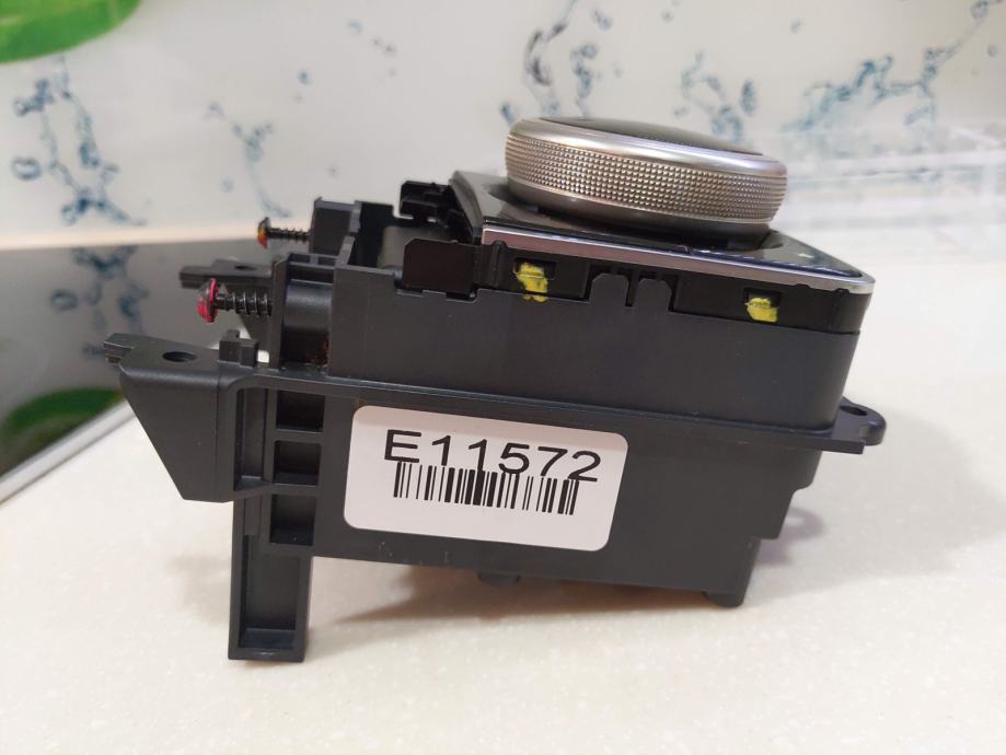 Original Mercedes Benz control unit W205