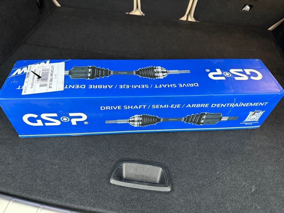 PREDNJA DESNA AKSA pogonska gred GSP za BMW