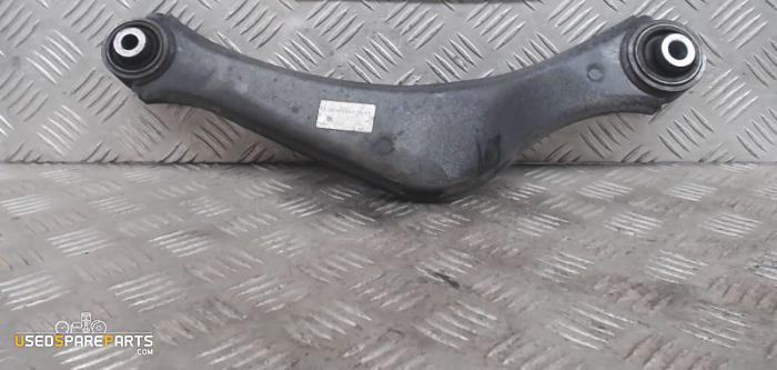 Zadnja vzmetna čeljust