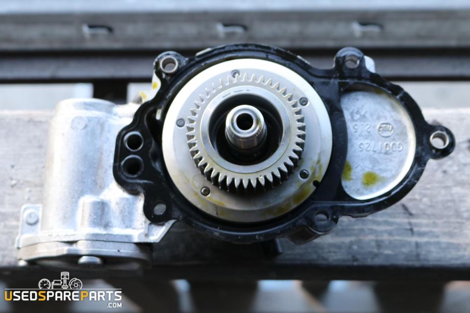 VAKUM ČRPALKA VW PASSAT B8 2.0 TDI