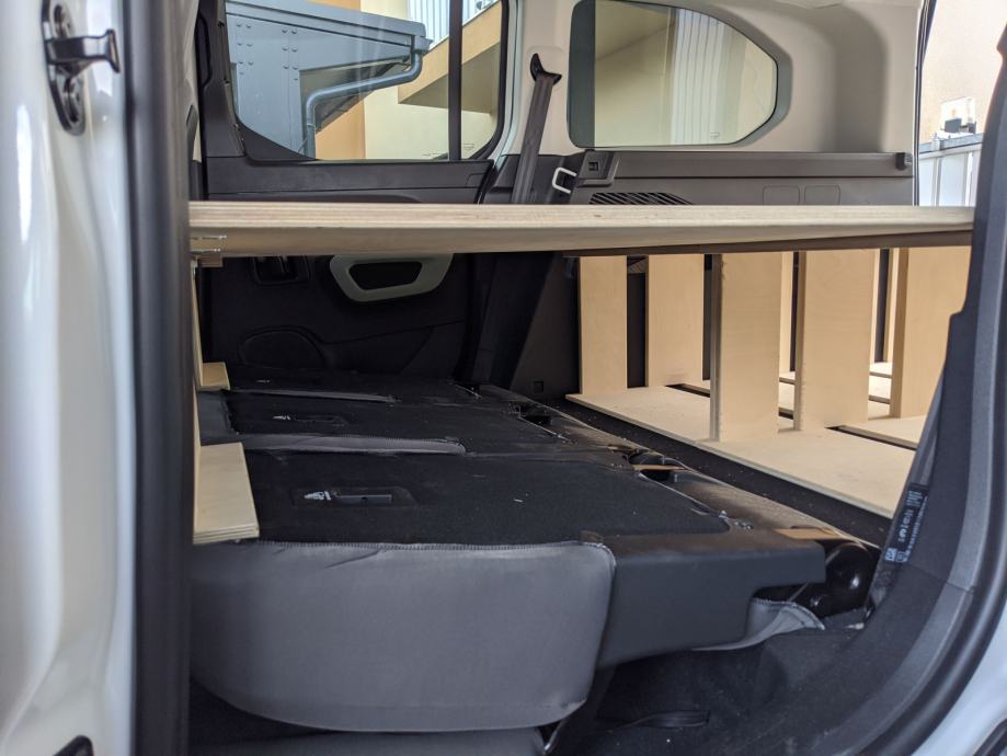 Predelava Berlingo (Rifter) XL microcamper