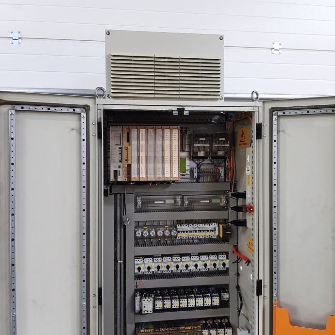 Elektro omara Rittal 2000x800x500
