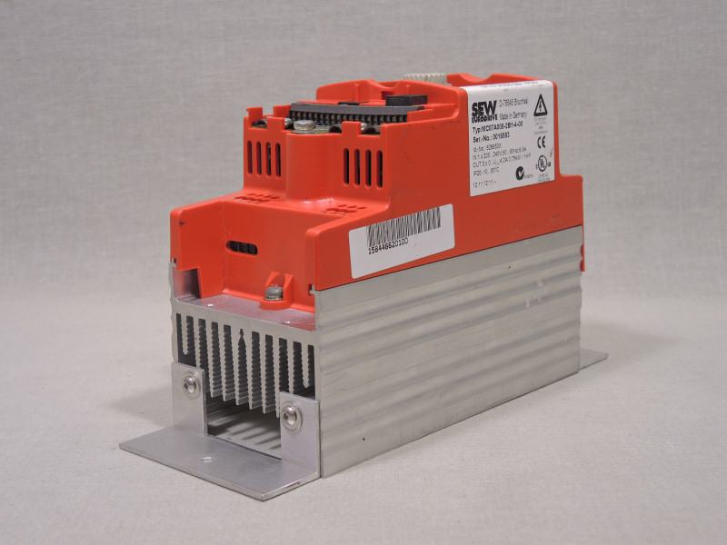 Frekvenčni regulator frekvenčni pretvornik 0.75 kW