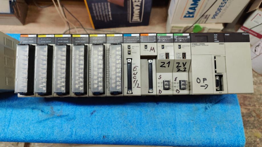 Krmilnik OMRON SYSMAC C200HG