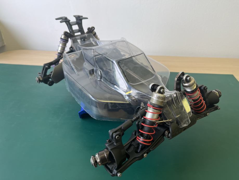 Kyosho INFERNO MP10e 34110 RC offroad 1/8 buggy