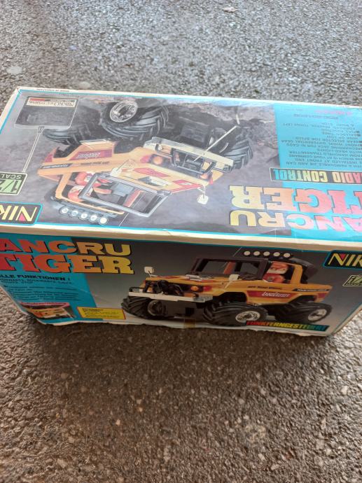 NIKKO Land Cruiser 1:20