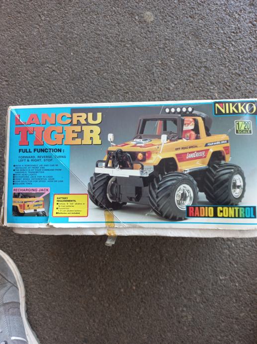 NIKKO Land Cruiser 1:20