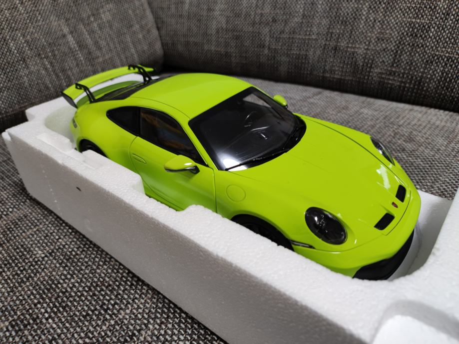 Porsche 911 992 GT3 Acid Green NOREV 1:18
