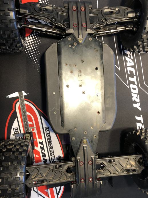 TEAM CORALLY KRONOS 1/8