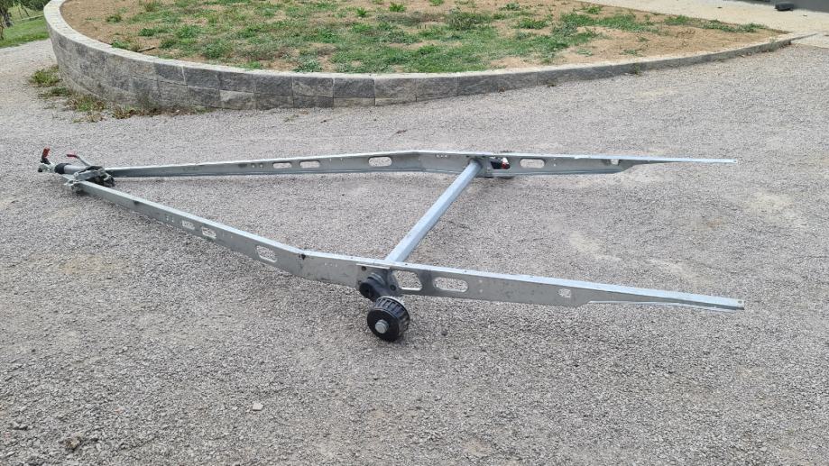 Podvozje prikolice