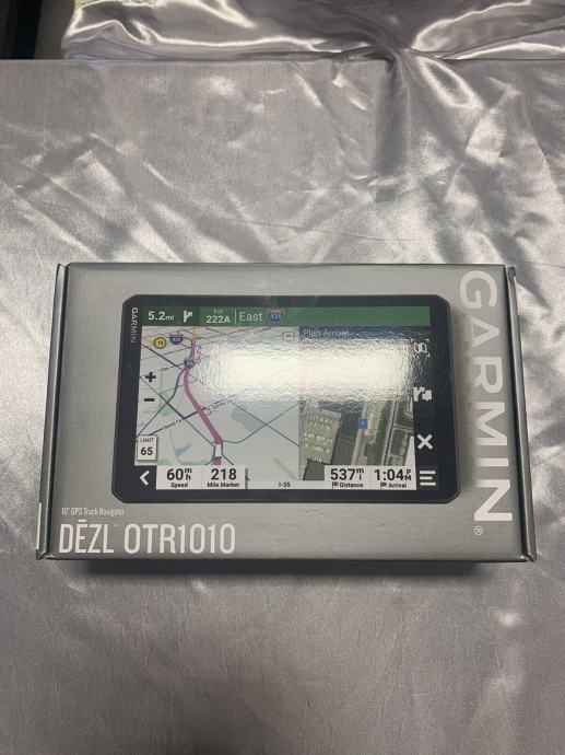 Garmin DEZL OTR1010 10 Truck GPS Navigator