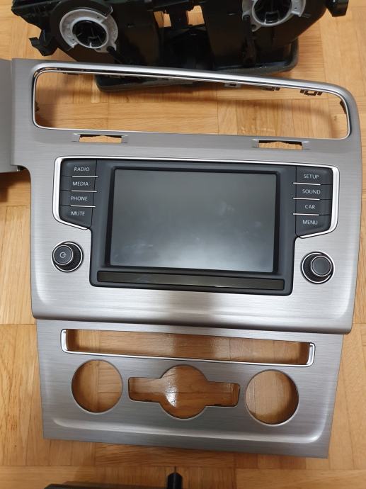 VW Composition Media radio - MIB2 vse blende (original) - KOT NOVO!
