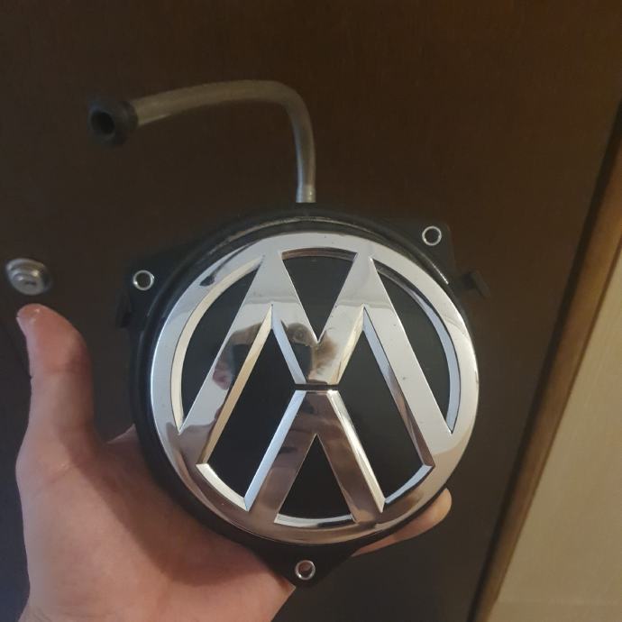 Original zadnji znak za golfa 7 GTD paše tudi za druge VW avta