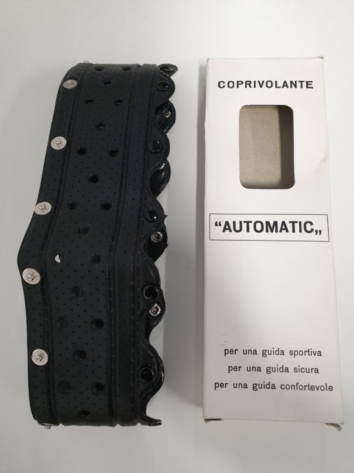 PREVLEKA ZA VOLAN - OLDTIMER