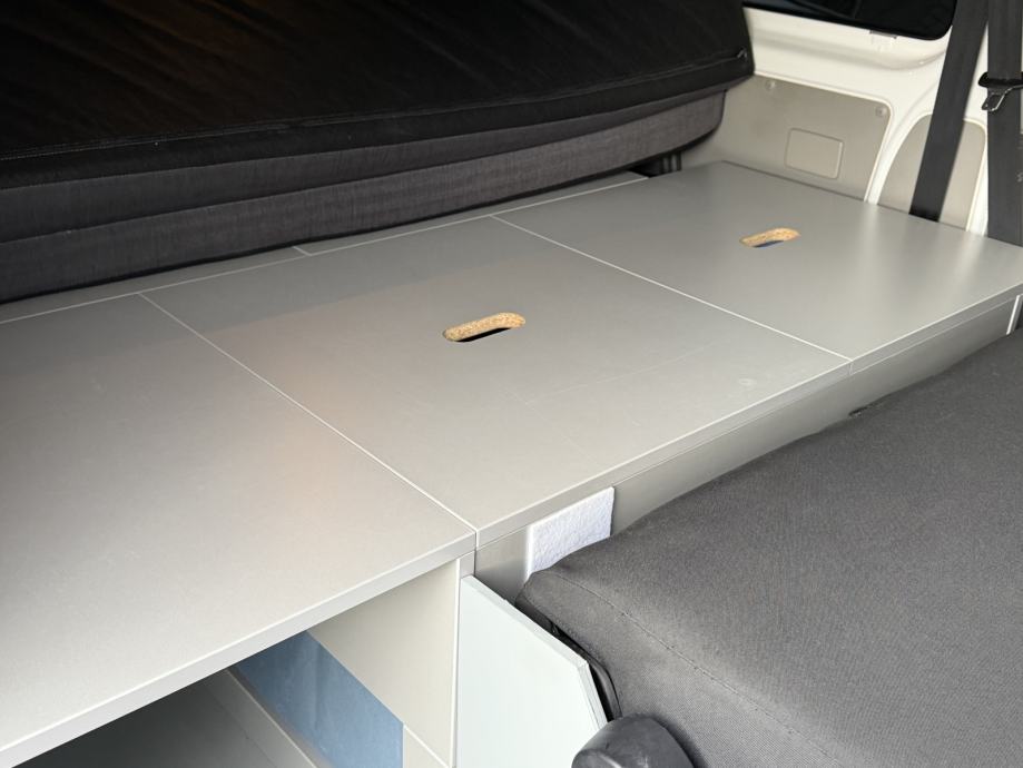 VW TRANSPORTER CARAVELE T6 Camping Box