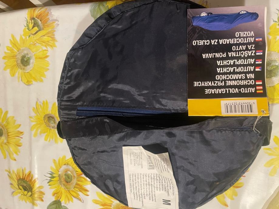 Zaščitna ponjava za avto - nova, velikost M