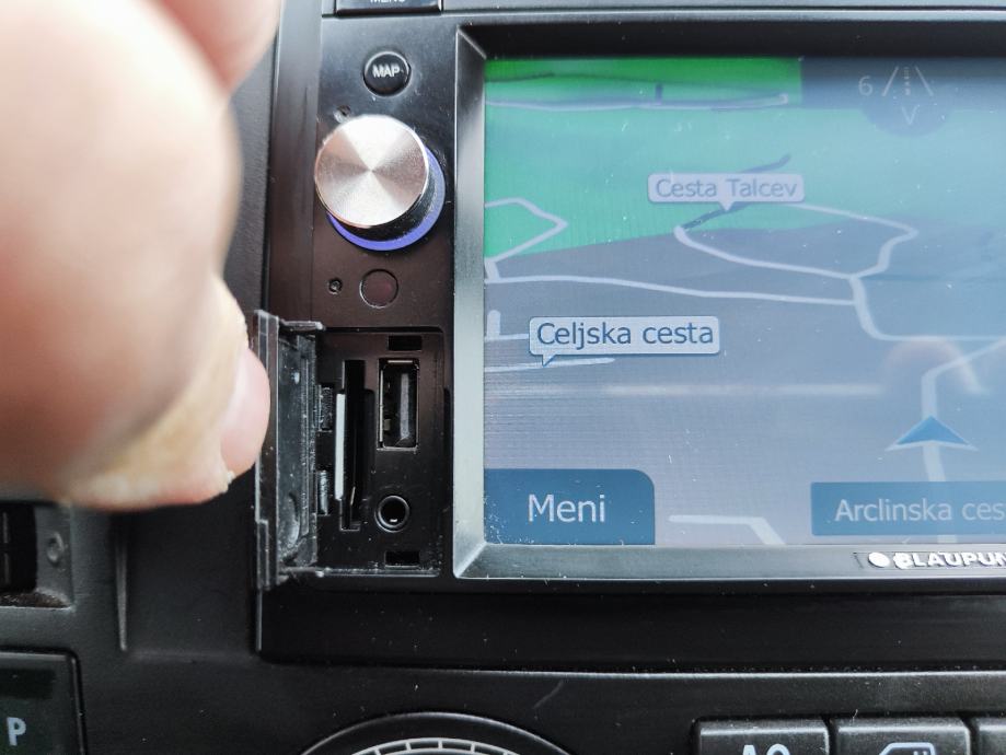 Blaupunkt Chicago 600 multimedijski avtoradijo