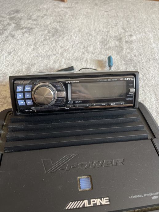 Alpine cd receiver CDA-9884 & Alpine MRP F300