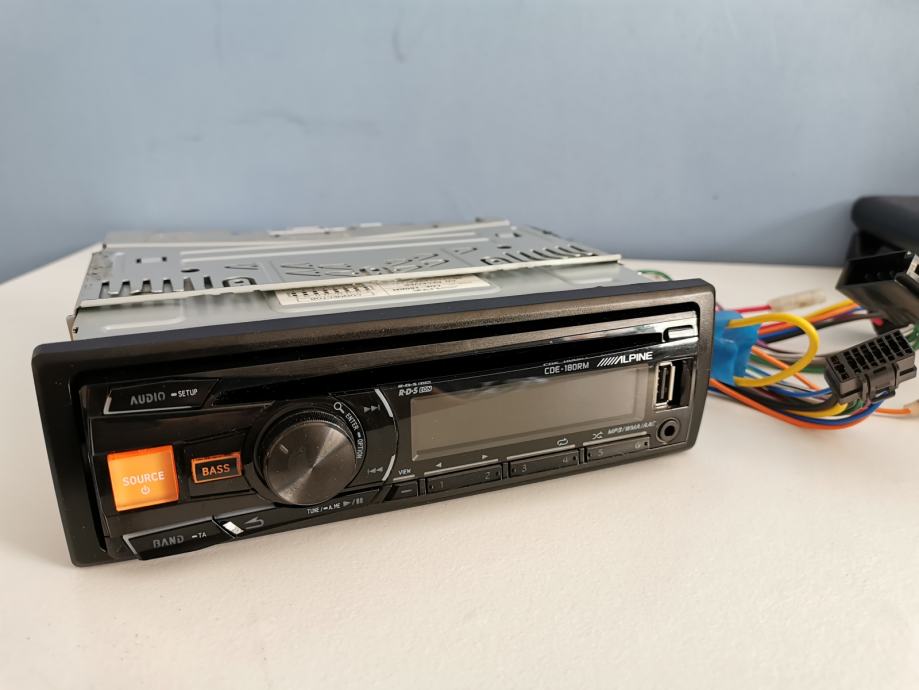 Alpine CDE-180RM CD+USB