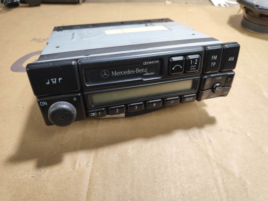 Avtoradio Becker Mercedes w124